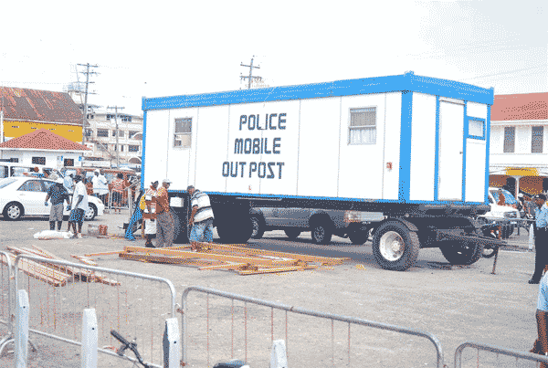 Crime continues at Stabroek Square despite police presence - Kaieteur News