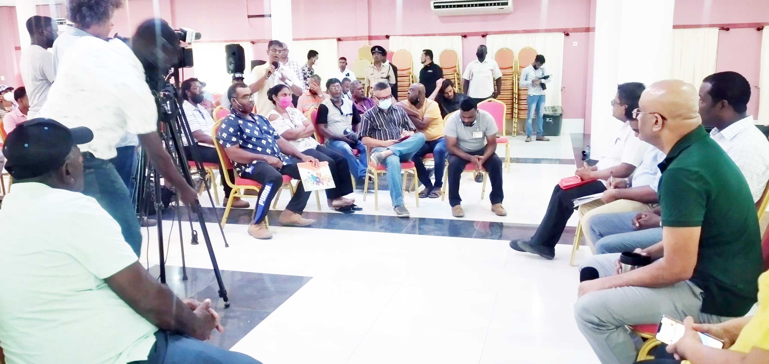 Guyanese fishers to pay US$500 more to access Surinamese fishing ...