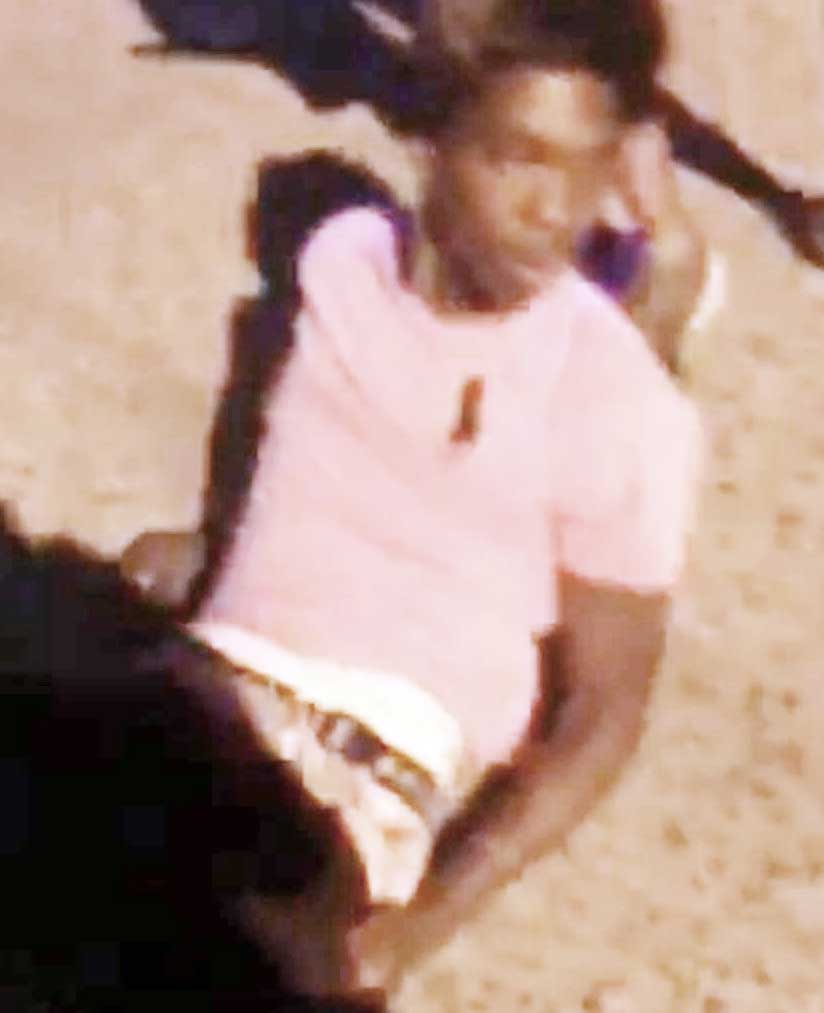 Shot robbery suspect escapes after angry mob attacks cops - Kaieteur News