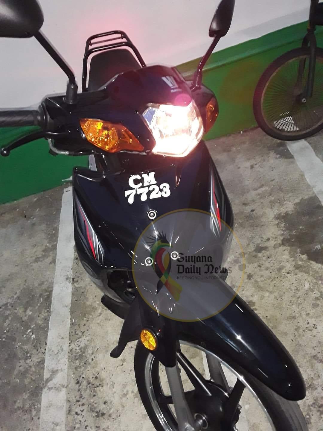 Delivery rider robbed of bike - Kaieteur News