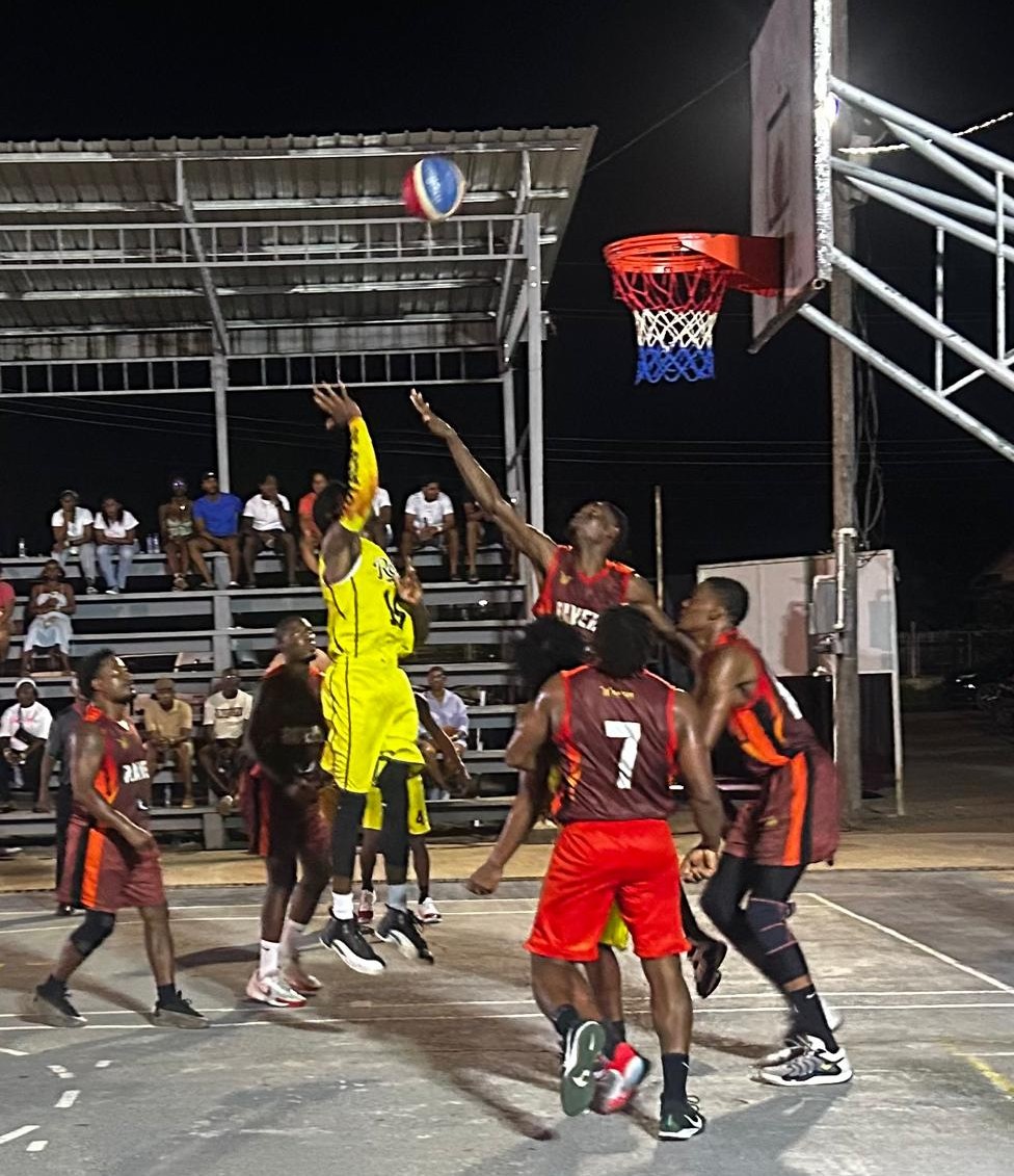 Ravens edge Royals to capture Brusche’s Basketball Classic title ...